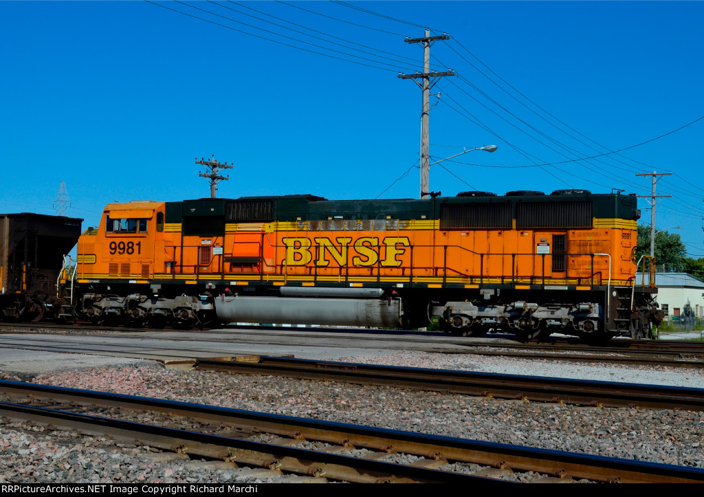 BNSF 9981